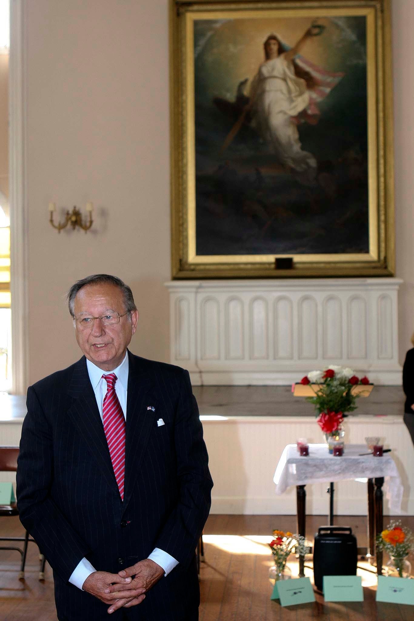 Padavan and Community Remember 9/11 | NYSenate.gov